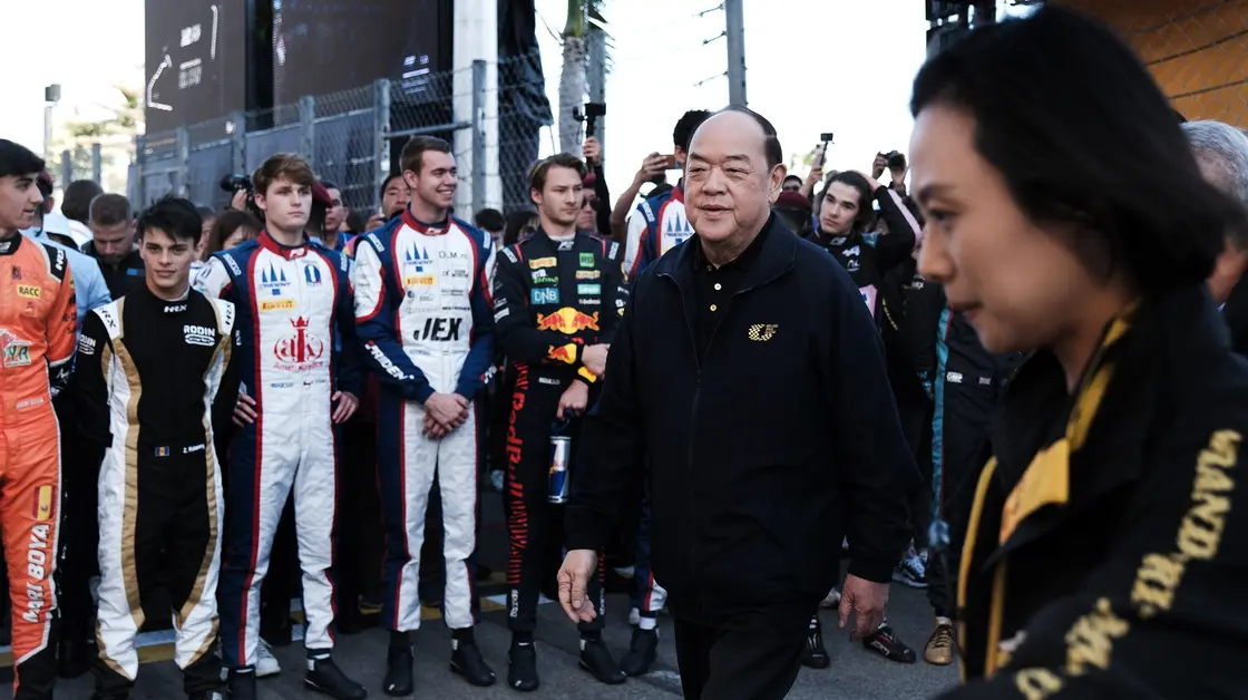 Líder cessante diz que Macau está a viver os 25 melhores anos da história