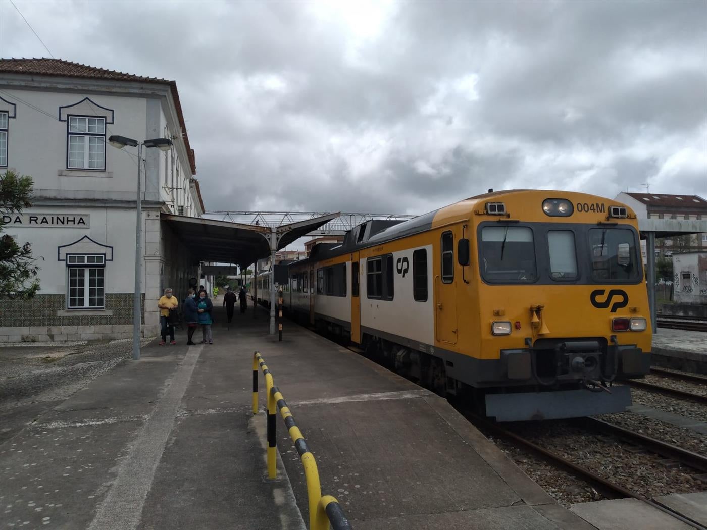 Linha do Oeste tem contrato para obras de modernização