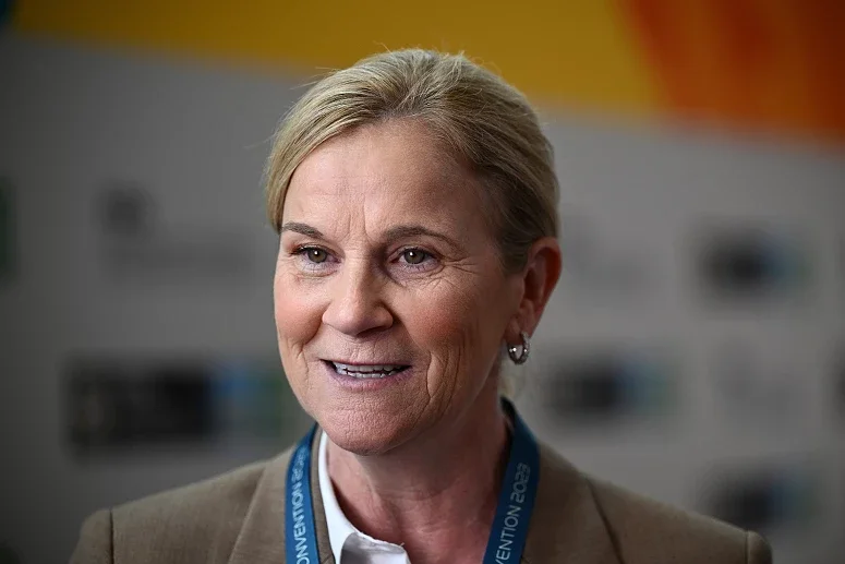 Norte-americana Jill Ellis nomeada diretora-geral da FIFA