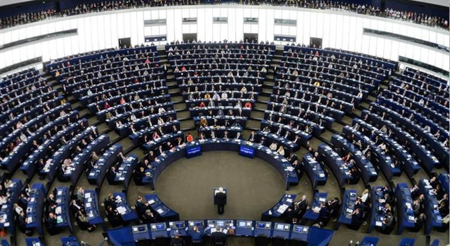 "Autocracia eleitoral" substituiu democracia na Hungria, diz Parlamento ...