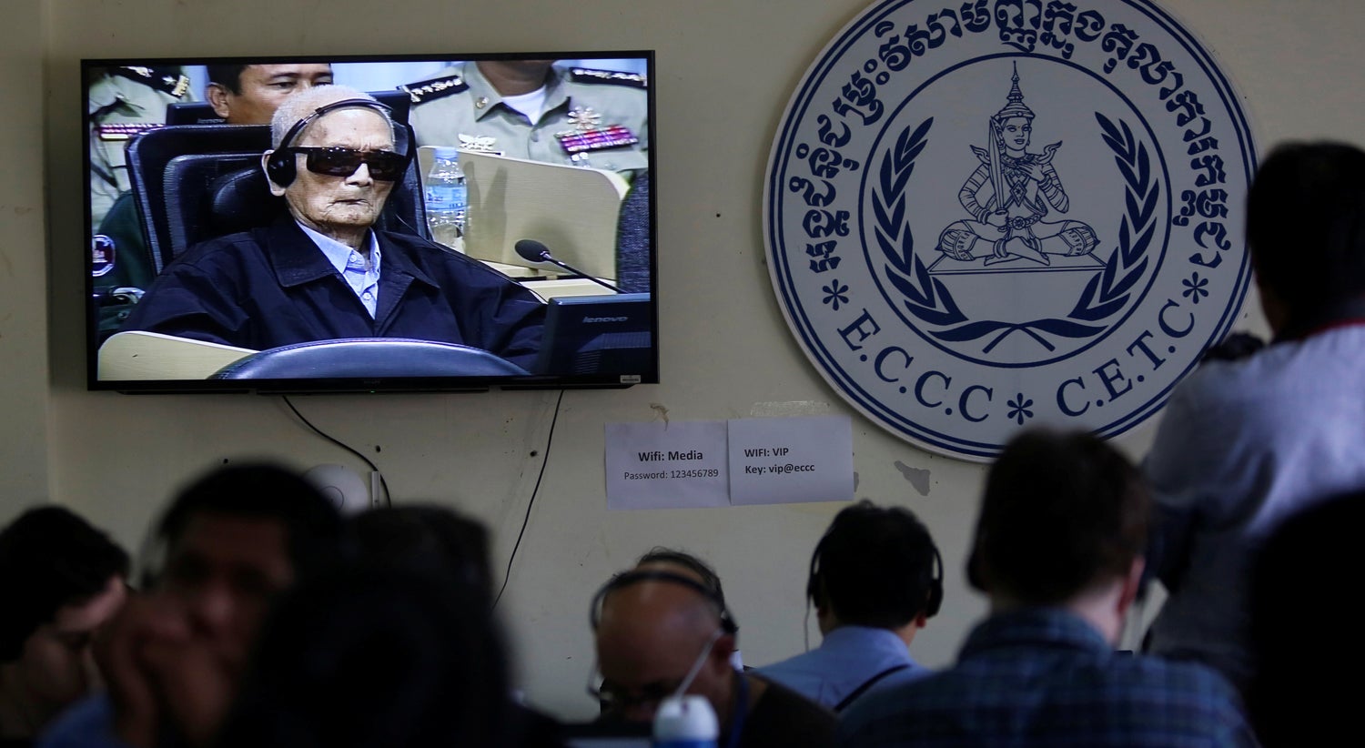 Ideólogo do Khmer Vermelho condenado por genocídio no Camboja morre com ...