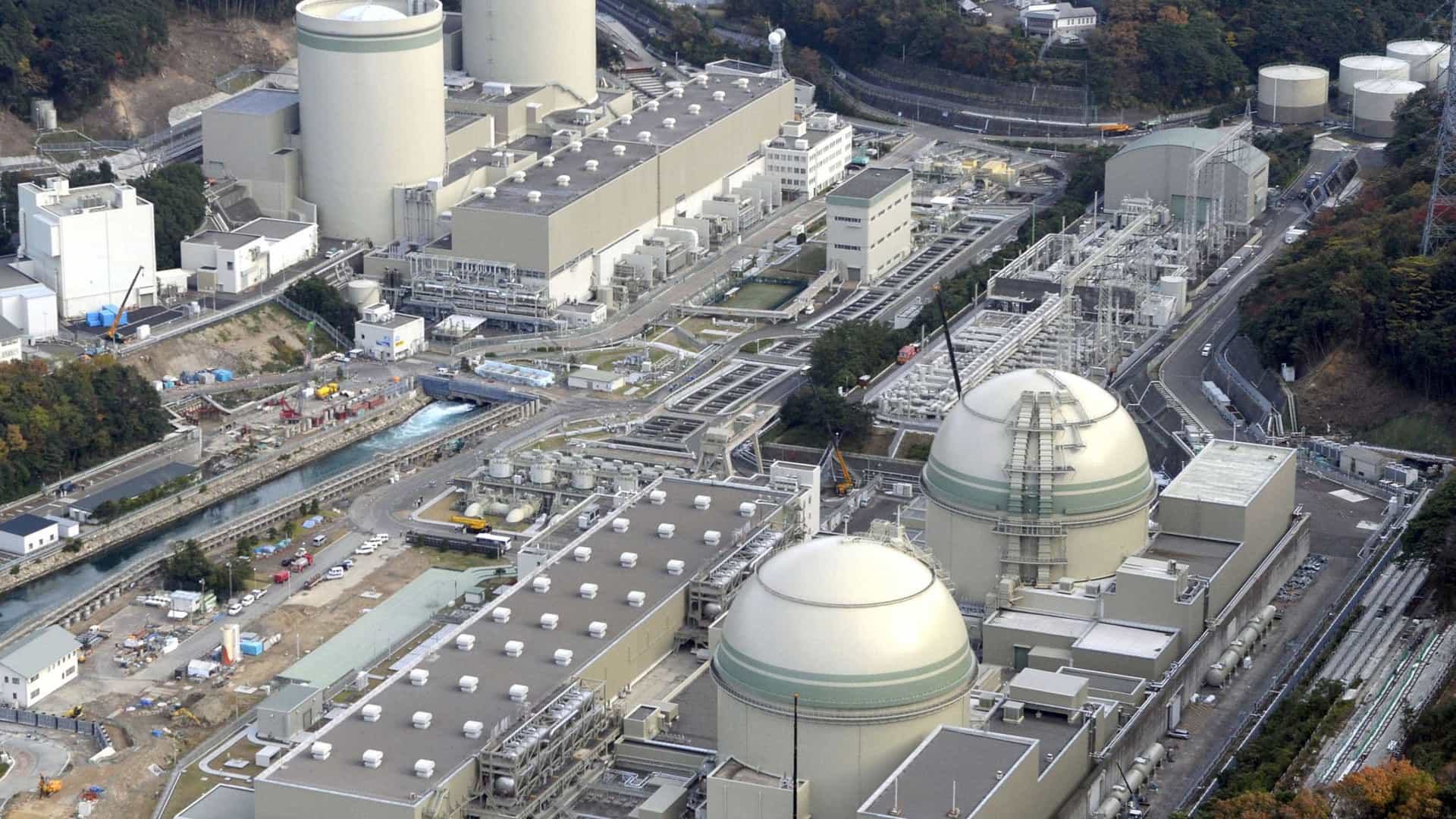 Japão planeia construir reatores nucleares de nova geração