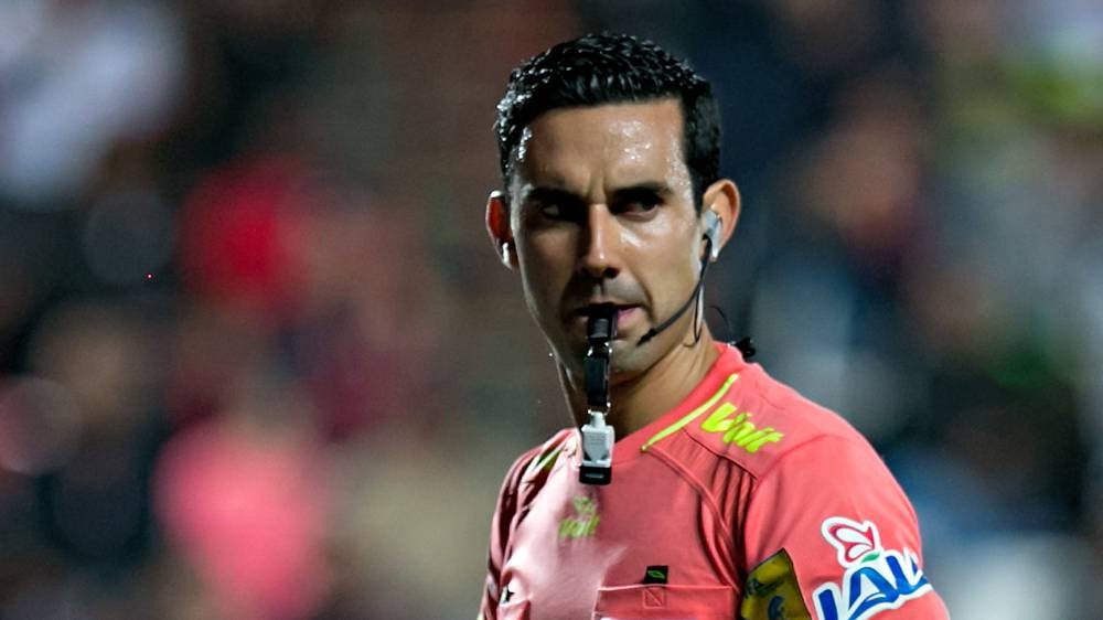 Mexicano César Ramos arbitra o Uruguai-Portugal
