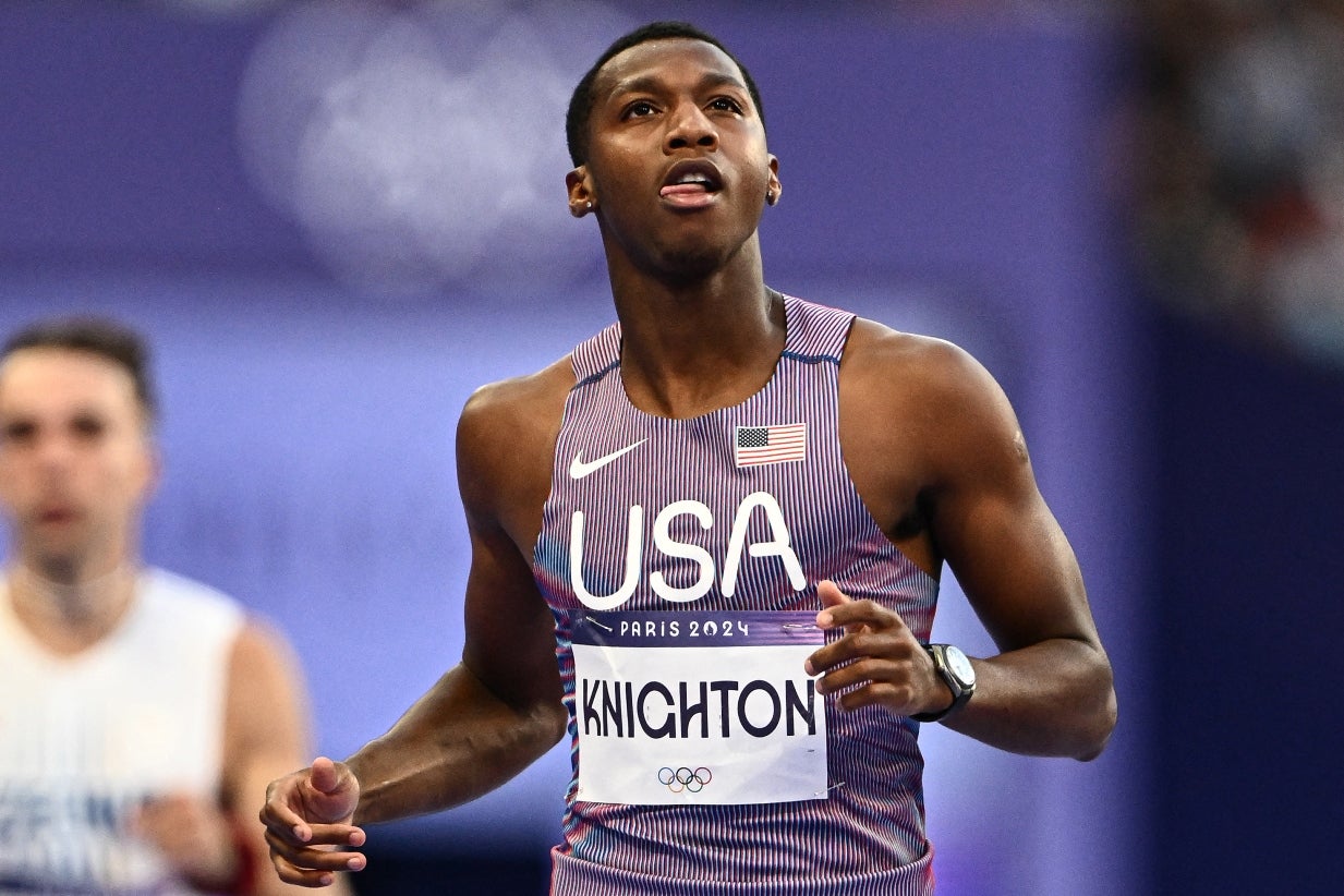 Velocista Erriyon Knighton suspenso por quatro anos devido a doping