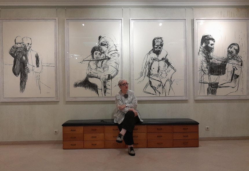 "Anjos e lobos - diálogos da humanidade" é a nova exposição da pintora ...