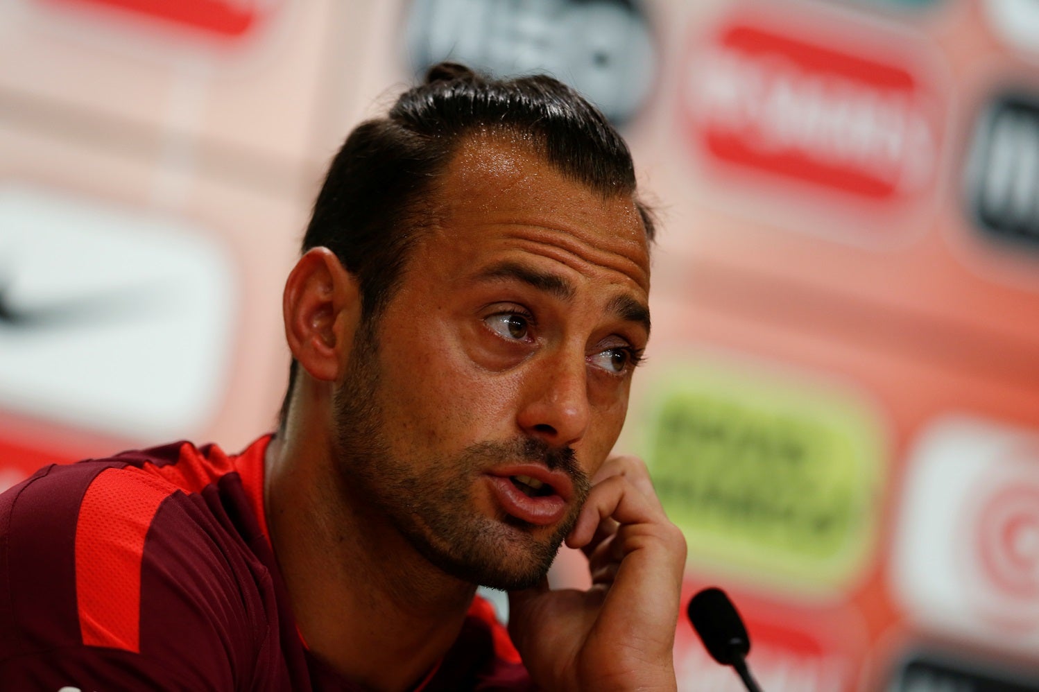 Guarda-redes internacional português Beto "pendura as luvas" aos 41 anos