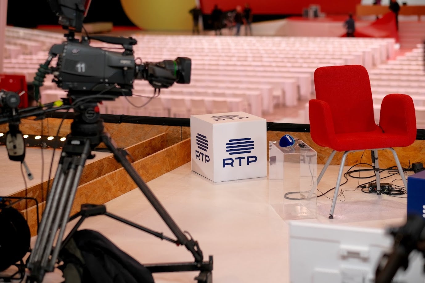 Governo quer saída de 250 trabalhadores da RTP sem financiar empresa