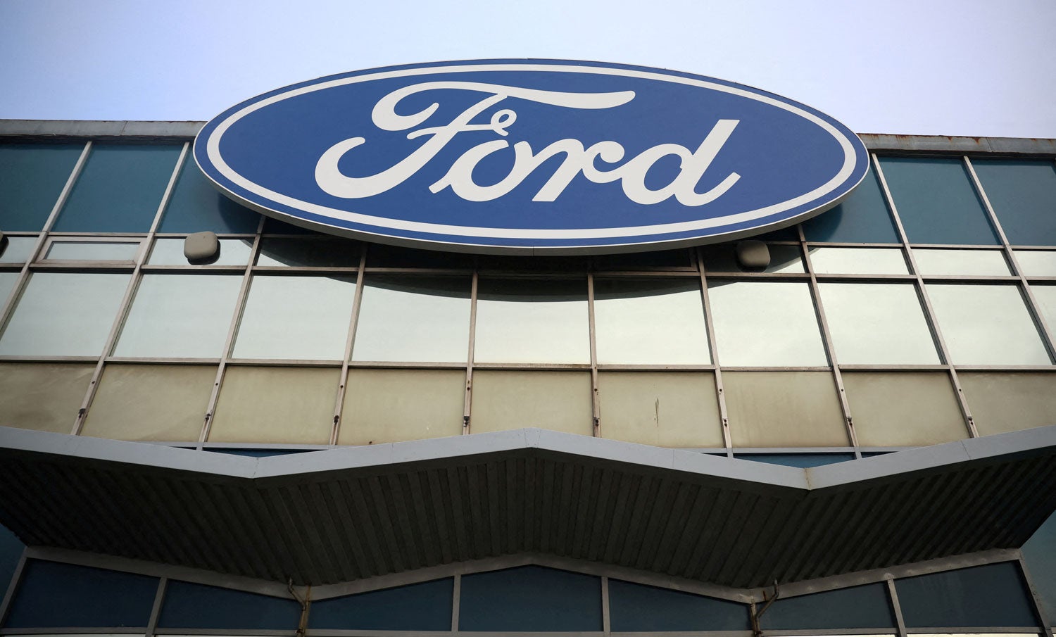 Ford will in Deutschland 3.200 Stellen streichen: Union