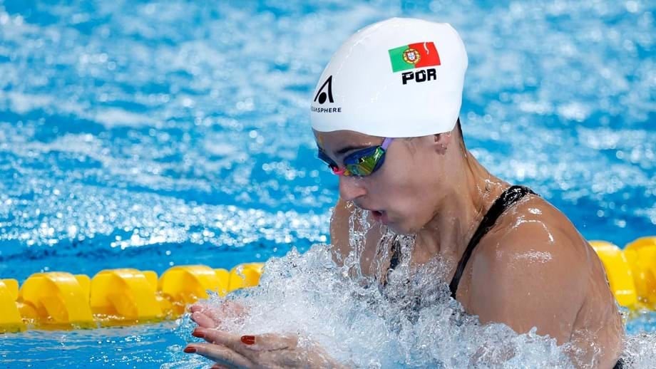 Ana Pinho e Nascimento campeões nos 50 livres