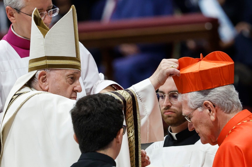 Papa cria 20 novos cardeais