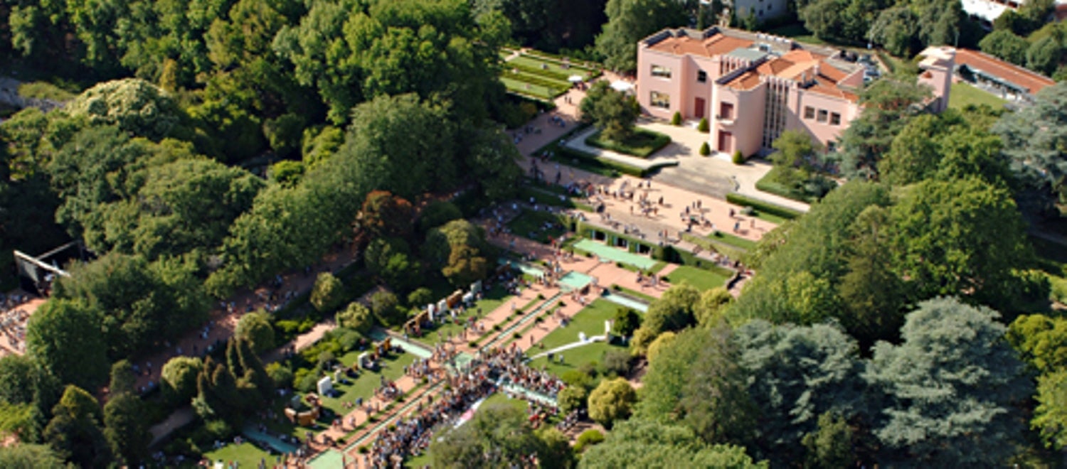 Nos 30 anos da Fundação de Serralves visita-se o passado e olha-se o futuro