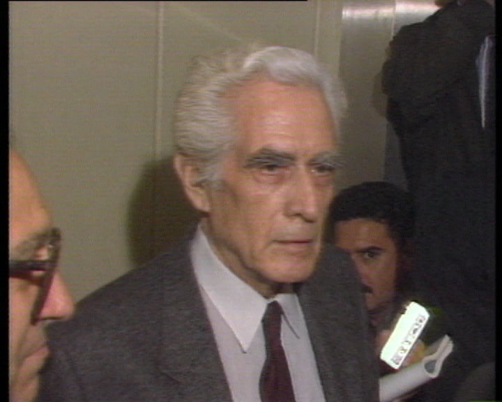 Chegada de Álvaro Cunhal a Portugal – RTP Arquivos