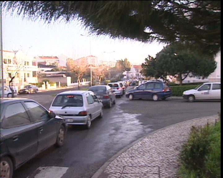 Trânsito no IC 19 – RTP Arquivos