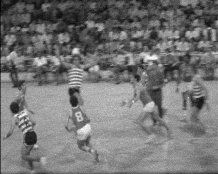 Basquetebol: Sporting de Luanda vs Sport Luanda e Benfica – RTP Arquivos