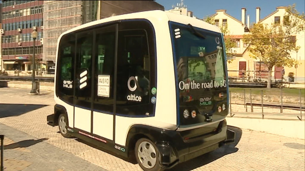 Mini Bus 5G – RTP Arquivos