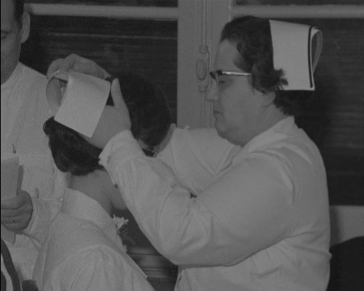 Cerimónia de Graduação na Escola Artur Ravara – RTP Arquivos