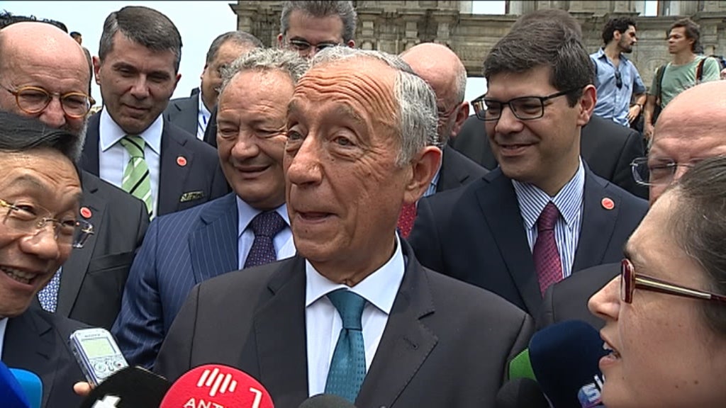 Visita oficial do Presidente da República a Macau – RTP Arquivos